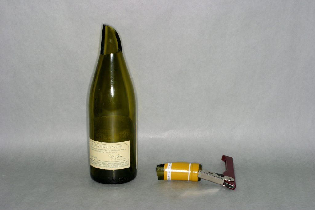 Glass Failure Analysis of Wine Bottle | Read Consulting